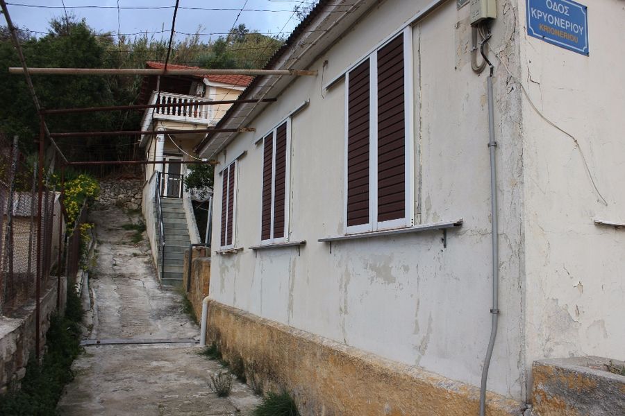 Μονοκατοικία προς πώληση Χώρα (Χώρα Ζακύνθου) - ΟΙΚΟΠΕΔΟ 450 ΜΕ ΤΡΙΑ ...