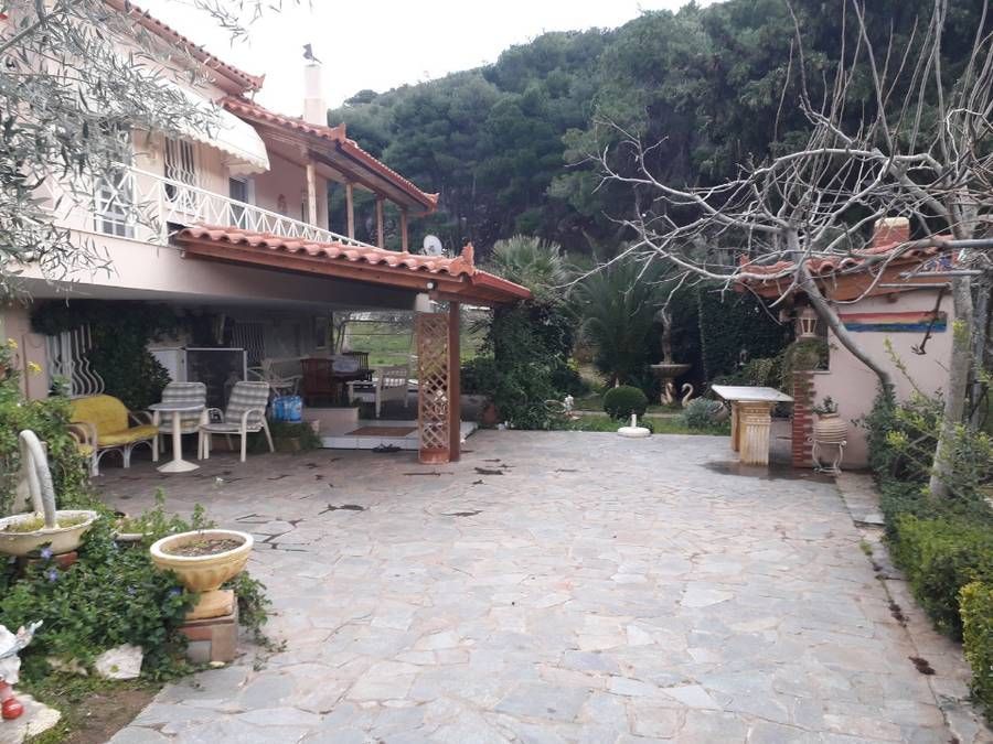 ΒΙΛΛΑ 275 ΤΜ ΣΕ ΟΙΚΟΠΕΔΟ 5800 ΤΜ ΣΤΗΝ ΠΕΡΙΟΧΗ ΠΕΡΑΧΩΡΑ ΛΟΥΤΡΑΚΙΟΥ