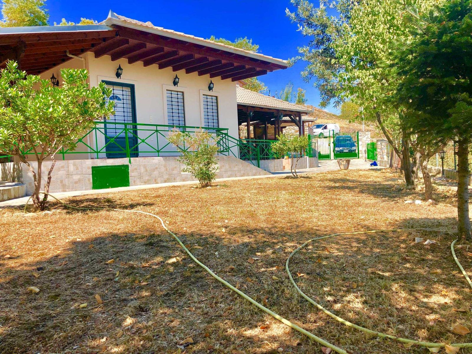ΠΩΛΕΙΤΑΙ ΠΕΤΡΙΝΟ ΣΠΙΤΙ ΣΤΟΝ ΟΛΥΜΠΟ PRODAJE SE KAMENA KUĆA NA OLIMPU