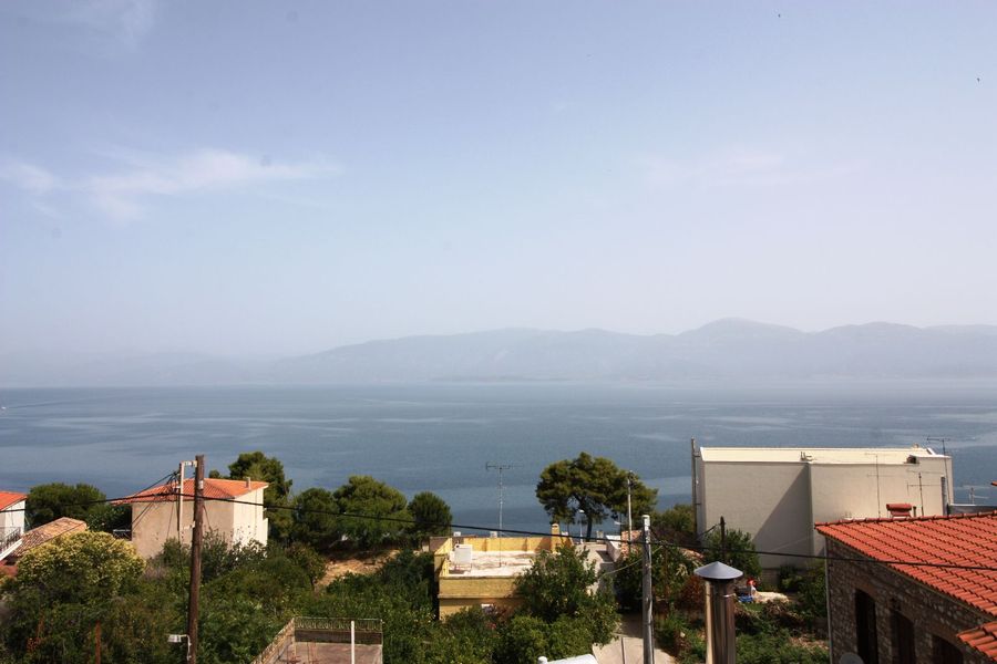 ΔΙΑΜΕΡΙΣΜΑ Ά ΟΡΟΦΟΥ 82,10 Τ.Μ. ΣΤΟ ΚΕΝΤΡΟ ΤΟΥ ΑΙΓΙΟΥ ΜΕ ΥΠΕΡΟΧΗ ΘΕΑ