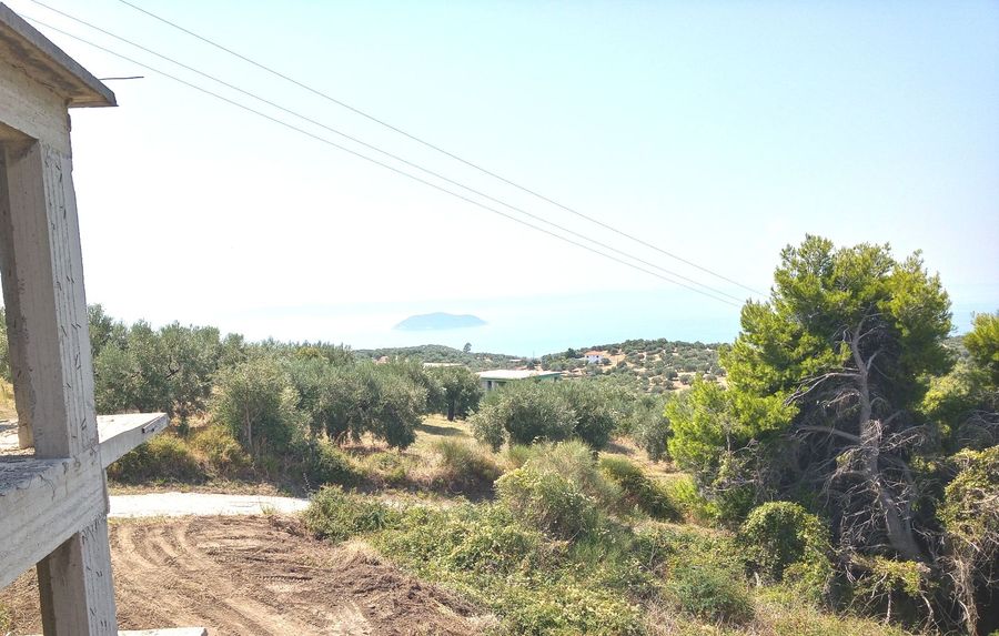 ΠΑΡΘΕΝΩΝΑΣ 4 ημιτελεις μεζονετες (2 κτιρια) με μαγευτικη θεα στη θαλασσα