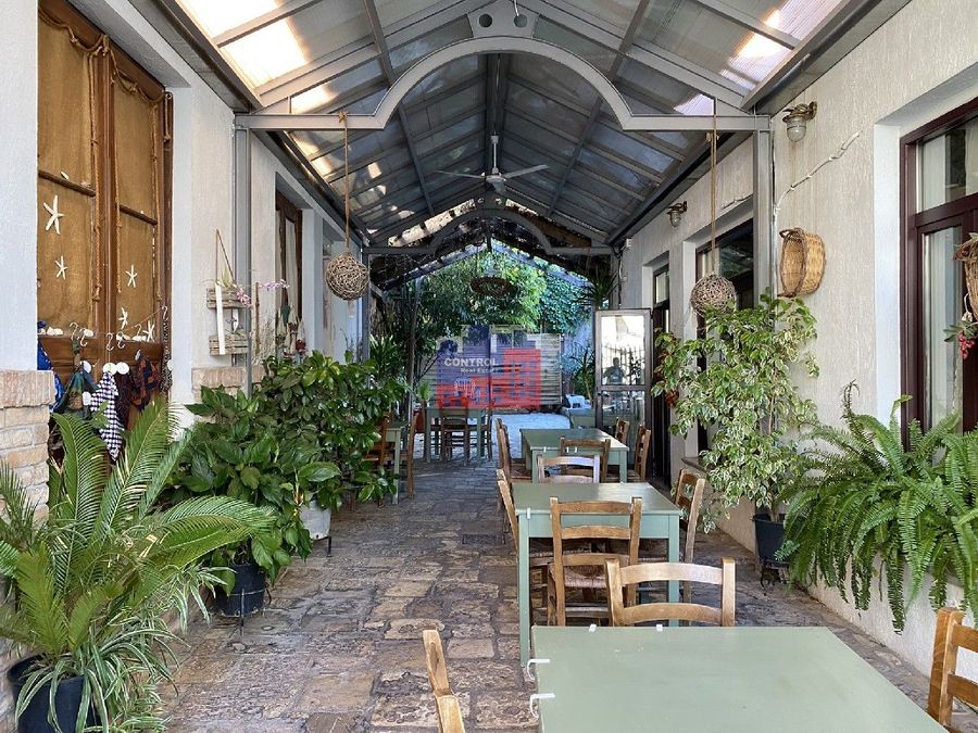 Κτίριο επαγγελματικών χώρων προς πώληση Κέντρο (Αίγιο)