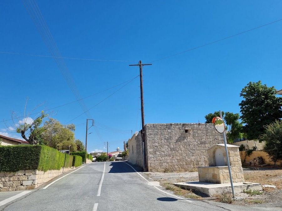 Farm parcel for sale, 4014sqm, 150,000€ - Paramali | Spitogatos.com.cy