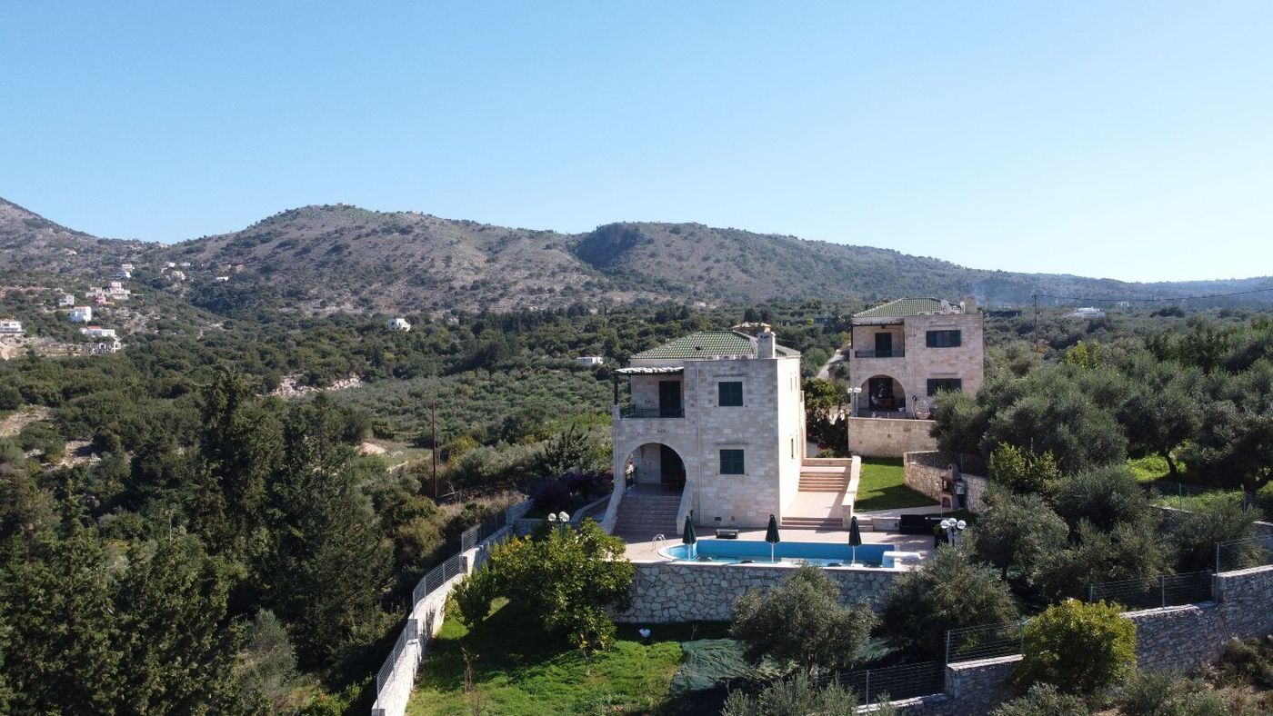 Μεσιτικό Γραφείο Μεσιτικό γραφείο Crete Expert | Spitogatos