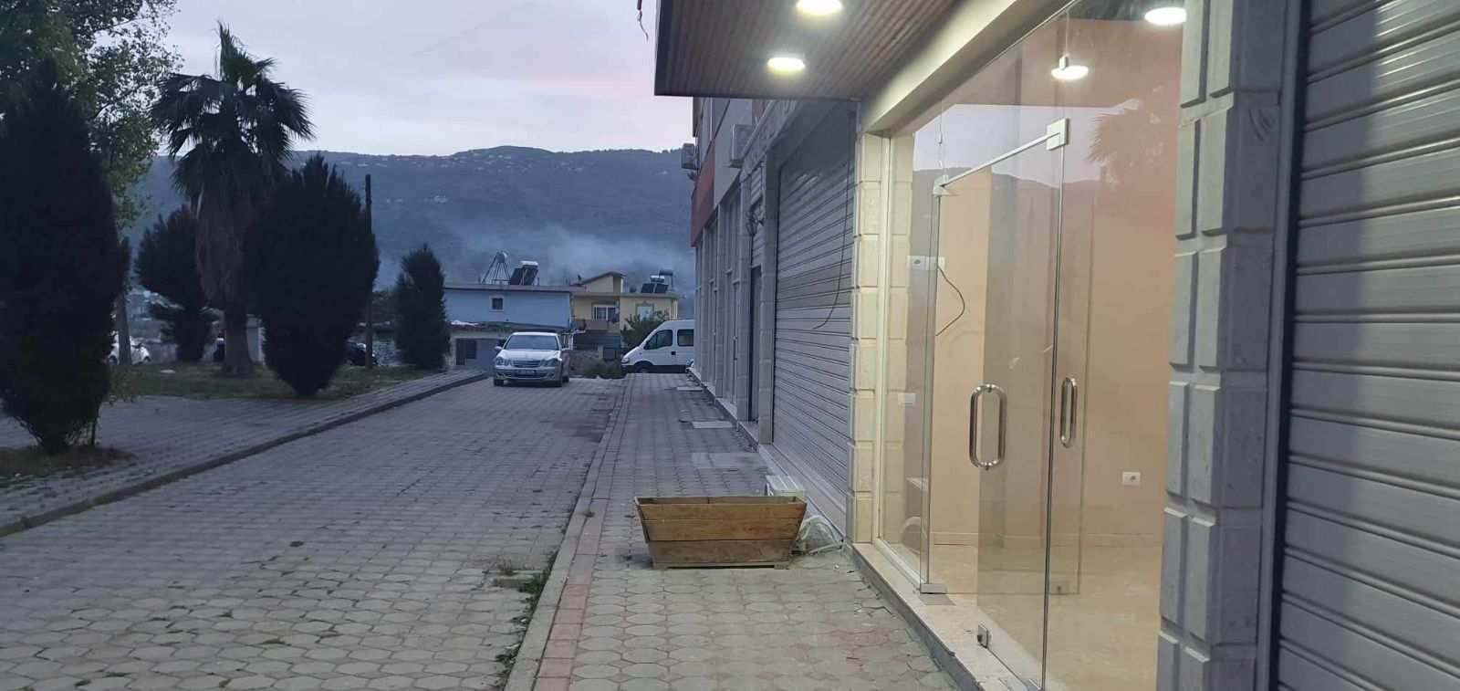 Dyqan në shitje, 36m², 53.653€ - Lagja 30 Vjetori | Indomio.al
