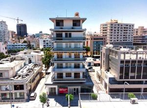 Πώληση, Κτίριο επαγγελματικών χώρων, 2500τ.μ. Λευκωσία, Λευκωσία ...