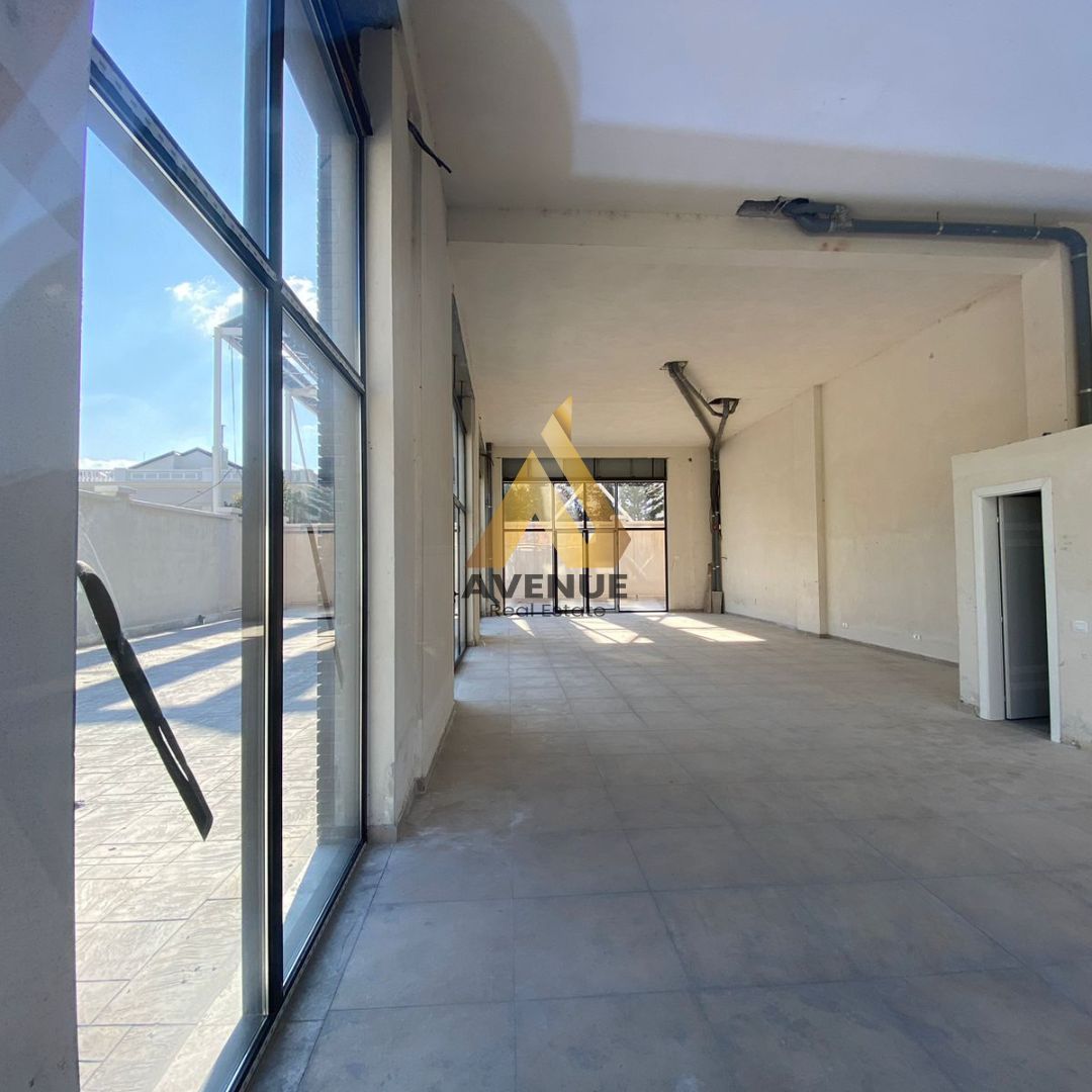 Dyqan në shitje, 77m², 193.675€ - Xhamlliku | Indomio.al