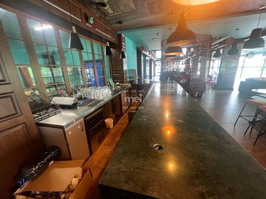 Dyqan në shitje, 500m², 1.000.000€ - Plazhi | Indomio.al