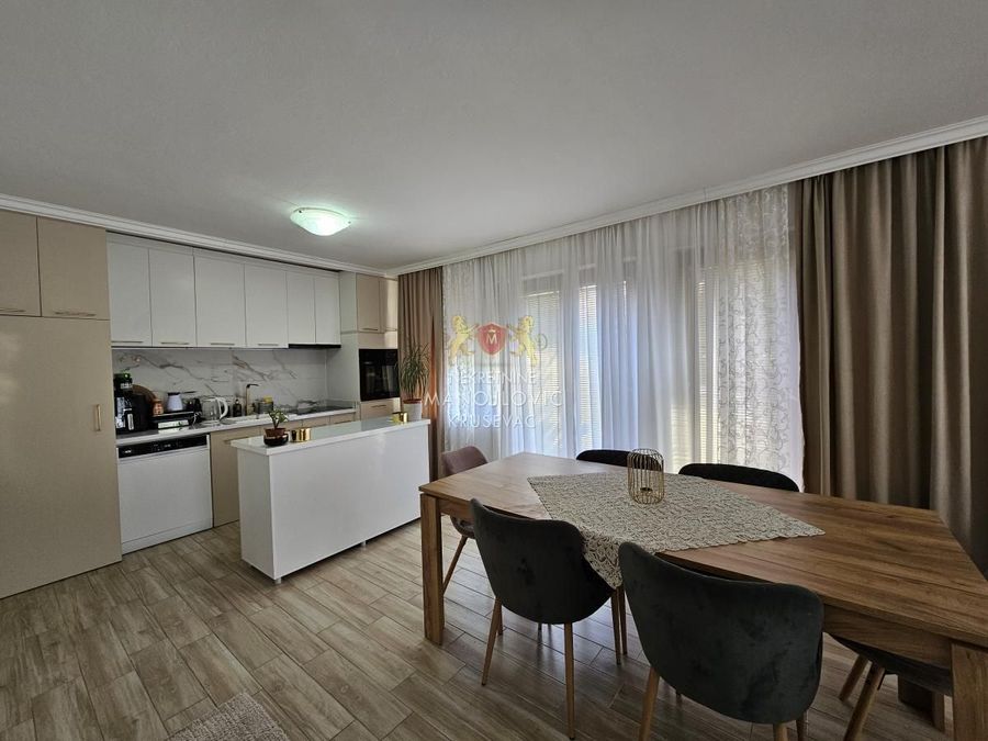 Detached House for sale, 176sqm, 165,000€ - Krusevac | Indomio.rs